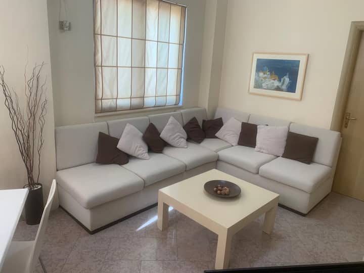 Cheerful 1-bedroom Home In Durres - Golem