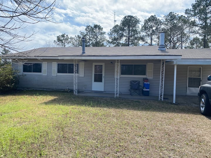 Cheerful 3 Bedroom Home, Great For Anglers!! - Jasper, TX