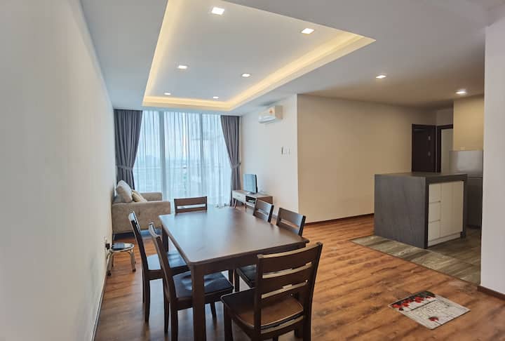 Jeff And Ricky's Homestay 46 @ Vivacity Megamall - Kuching