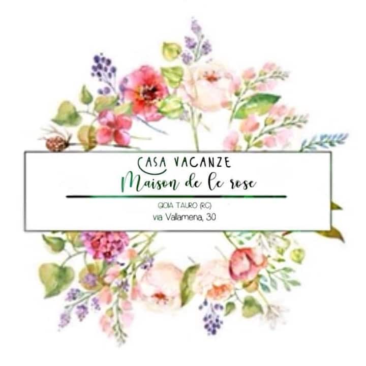 ᴄᴀꜱᴀ ᴠᴀᴄᴀɴᴢᴇ
"𝓜𝒶𝒾𝓈𝑜𝓃 𝒹𝑒 𝓁𝑒 𝓡𝑜𝓈𝑒" - Gioia Tauro