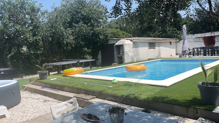 Maison Conviviale Avec Piscine - Nîmes