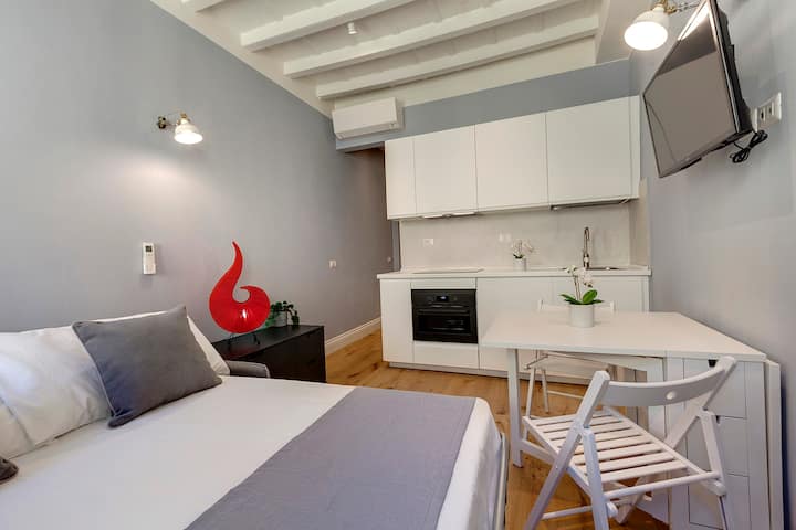 Tiny Suite In San Frediano Area - Firenze