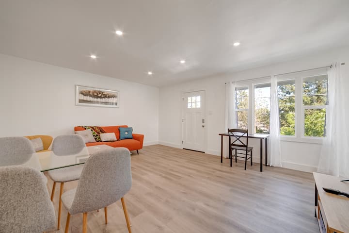 Cozy Unit 2br/1ba | Parking & Laundry | Stanford - Menlo Park, CA