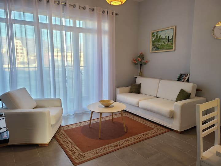 Cozy Apartment In Tirana - 티라나