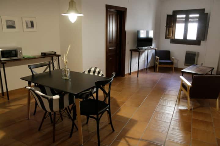 Apartamento En Casco Histórico De Rubielos De Mora - Nogueruelas