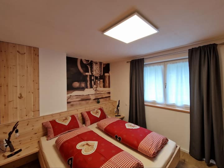 Ferienwohnung Schnalstal "Die Schneiderei" - Schnals