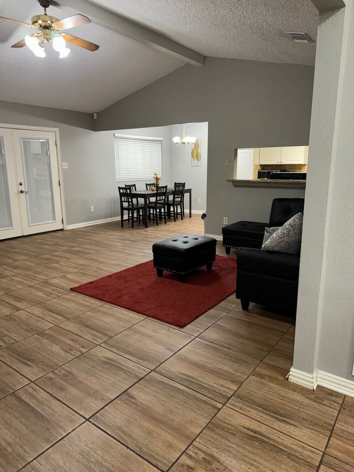 Casa Inga! Home Away From Home - Houston, TX