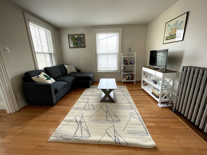 Lovely 1 Bedroom West End Flat - Two Lights State Park, Cape Elizabeth