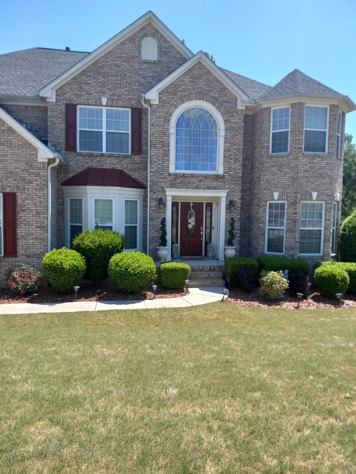 "Stylish And Cozy Retreat In The Heart Of Conyers” - Conyers, GA