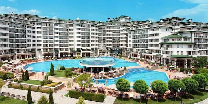 Private-studio In 5-star Hotel Emerald Resort&spa - Pomorie