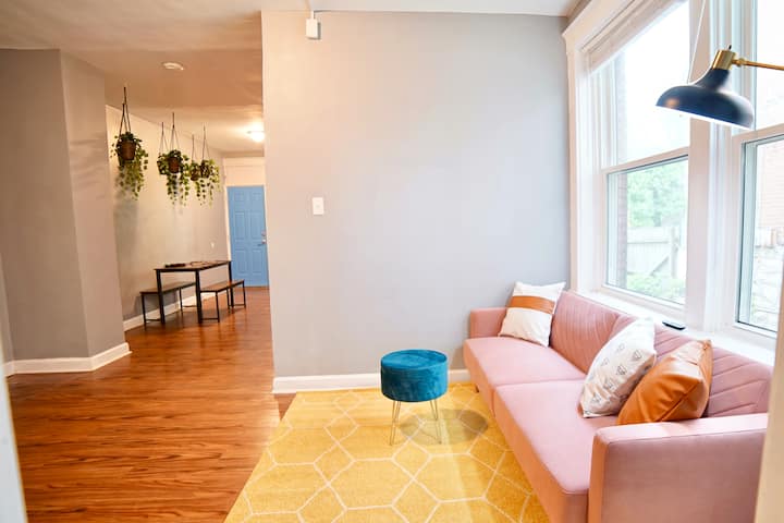 Safe & Private Apt Right Next To Forest Park! - Clayton, MO