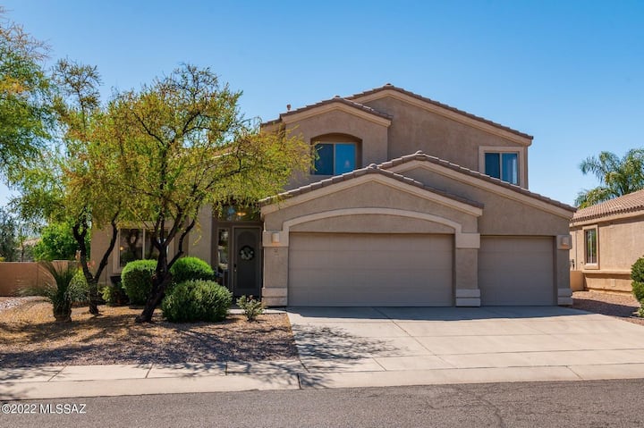 Desert Oasis Large Home Pool And Spa! - Catalina, AZ