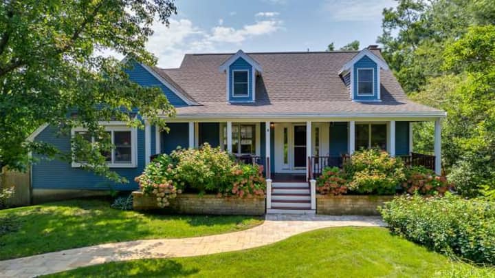 Spacious, Sunny 4 Bedroom Home - Provincetown, MA