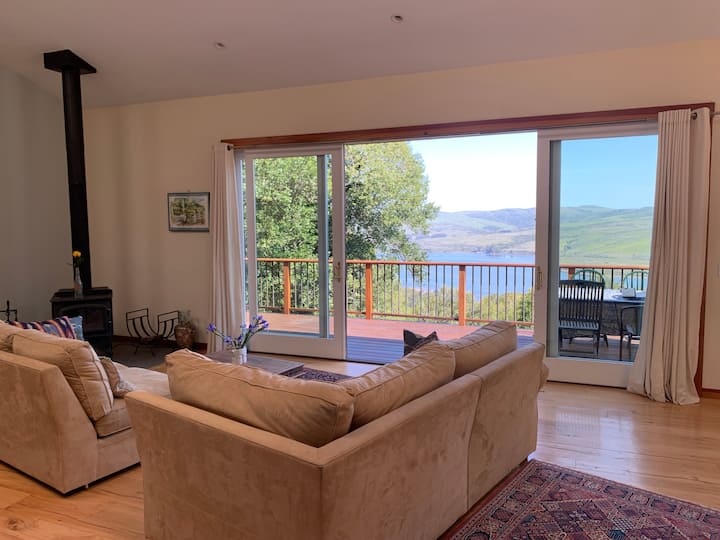 Van Der Ryn  Ridge House: Overlooking Tomales Bay. - Point Reyes Station, CA