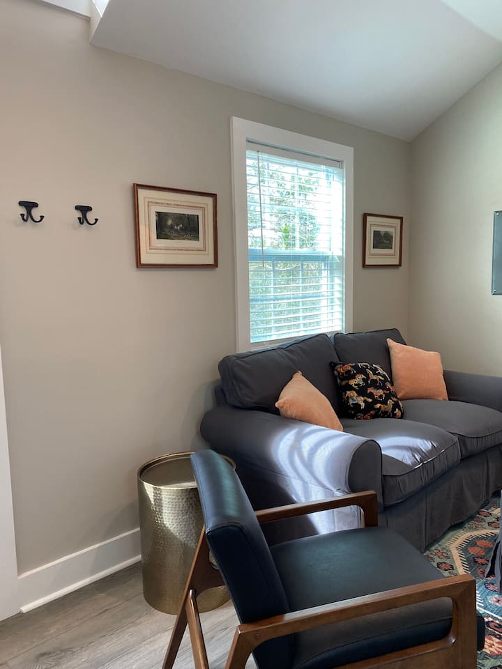 Adorable Studio Cottage On Aiken Horse Farm - Aiken, SC