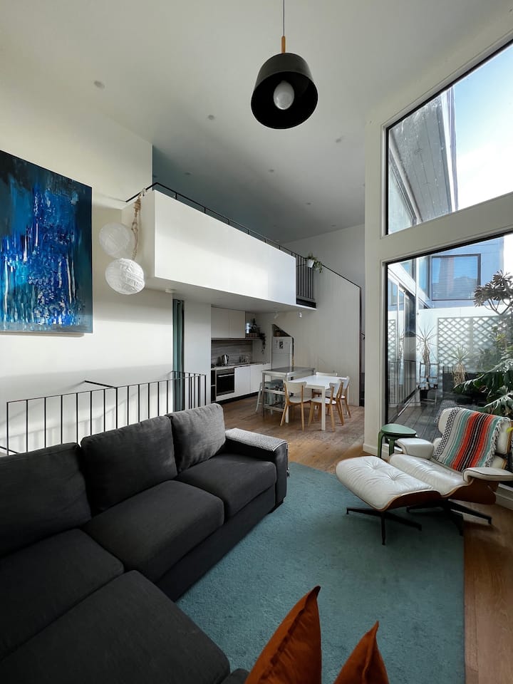 3 Bedroom Loft In Brighton East - Bayside City