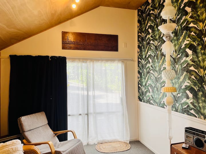 Studio 44 - Central 1 Bdrm Studio In Riverside - Whangārei