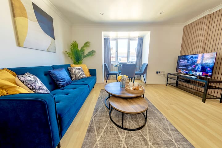 Central 3 Bed Townhouse Over Four Floors Free Parking - Bournemouth