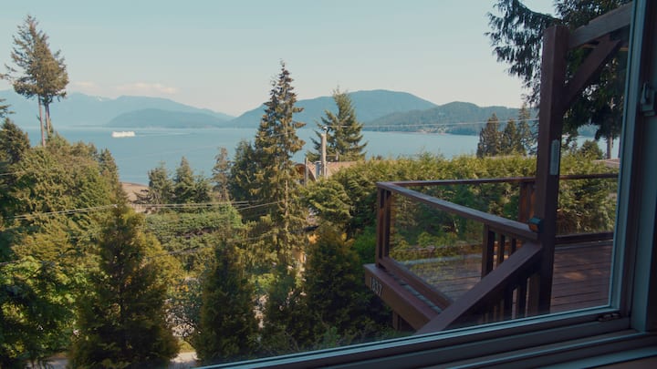 Getaway Summer House - Gibsons