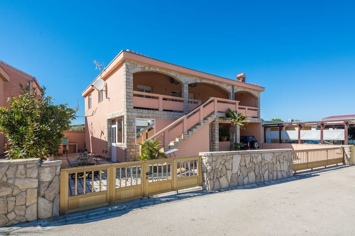 Apartment Peter 1 - Vir Insel, Kroatien