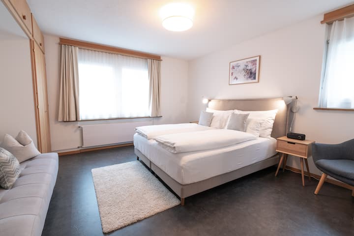 Panorama Three - Bed Room Apartment - No Elevator - Thoune