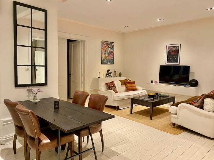 Beautiful 1 Bedroom Condo In A Victorian House - 斯德哥爾摩