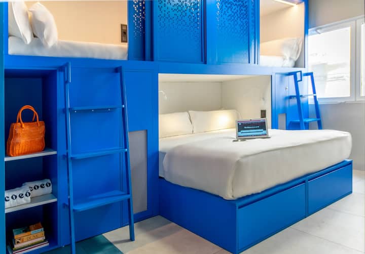 Family Room With Private Bathroom - Málaga
