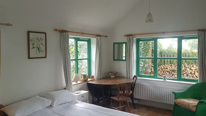 Tranquil One-bedroom Ensuite With Free Parking - Sheringham