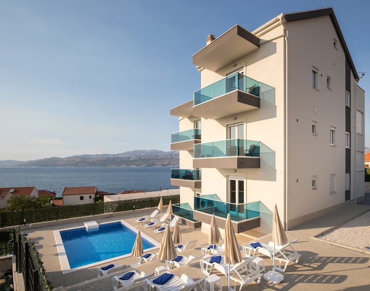 Apartment Blueview A2(4) - Brač