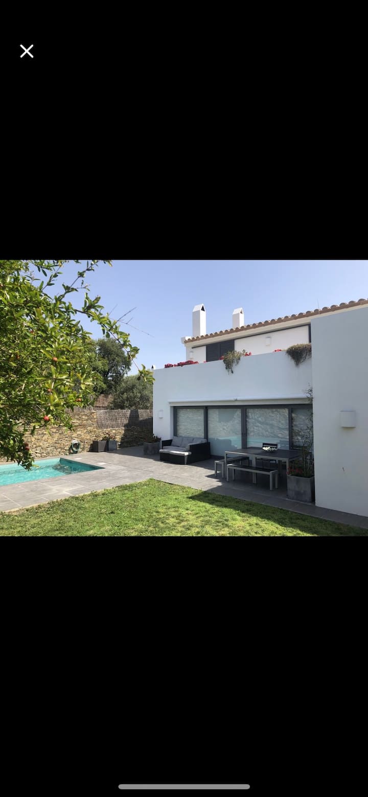 Agradable Villa Con Piscina - Cadaqués