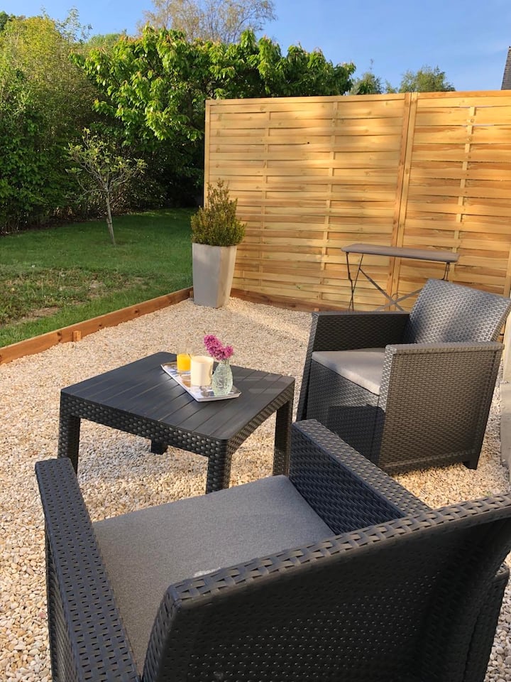 Studio Avec Terrasse Privée - Plage 10 Min à Pied - Blonville-sur-Mer