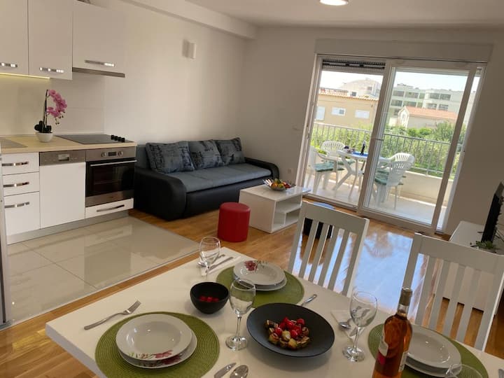 Lovely Vacation Apartment (A4) - Makarska