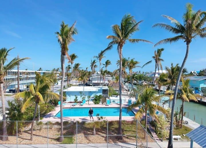 1/1  Fully Renovated Condo. Mm76 - Islamorada, FL