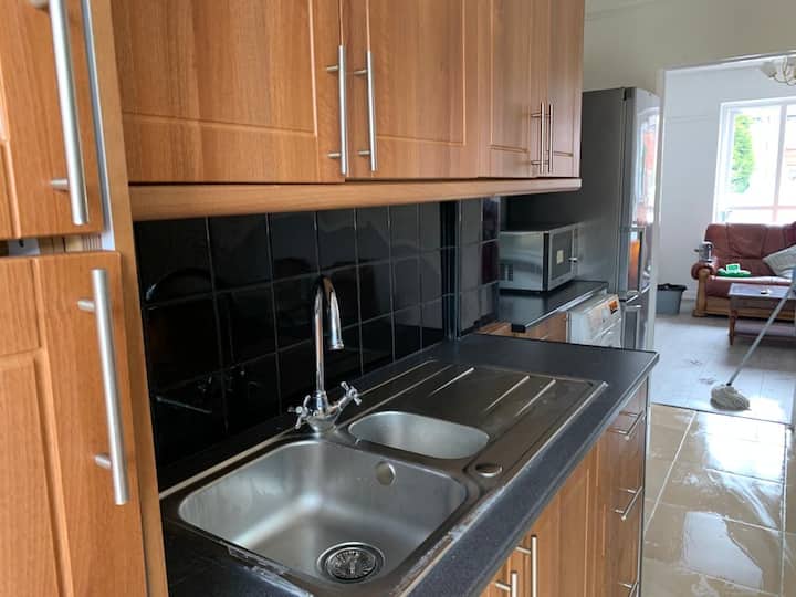 3 Bedroom Home In Fenham - Newcastle upon Tyne