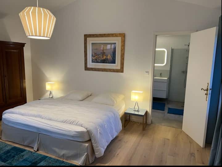 Un éCrin De Verdure Pour Cette Chambre D Hôtes - Lourmarin