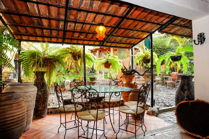 Garden View Room At Casa Aurora Ajijic - Ajijic