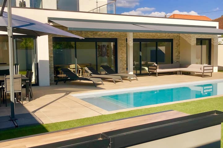 Magnifique Villa Contemporaine Avec Piscine. - Pessac