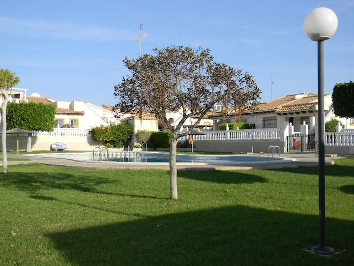 Ground Floor Apartment With Wifi In Cabo Roig - ラ・セニア