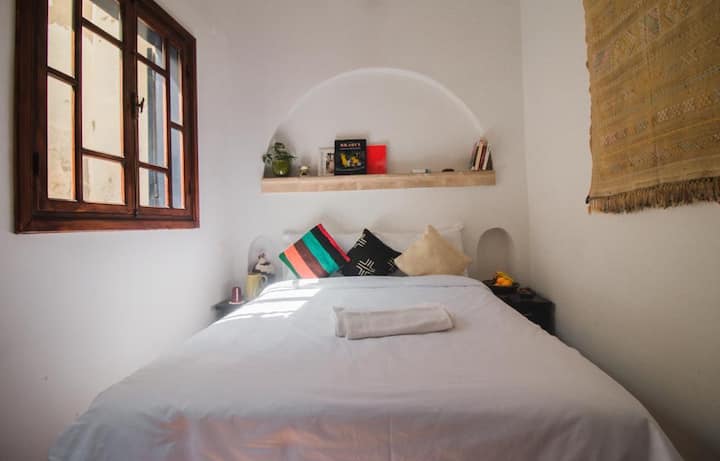 Anja: Bathroom Beside The Room In Cozy Riad |Noqta - Essaouira
