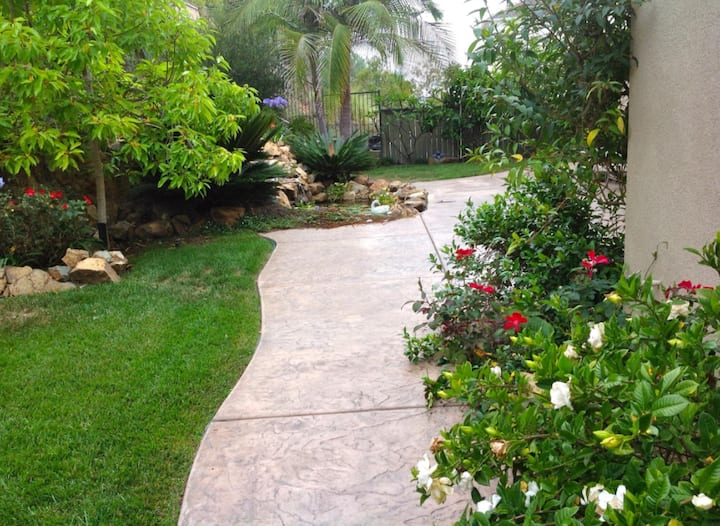 5br 5 Ba Executive Resort Living For Family Memory - San Marcos, CA