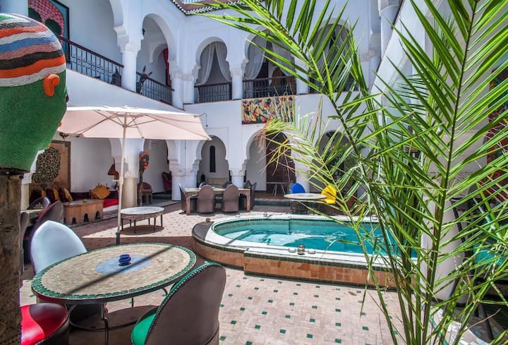 Riad Avec Piscine -Chambre Ouarzazate - マラケシュ