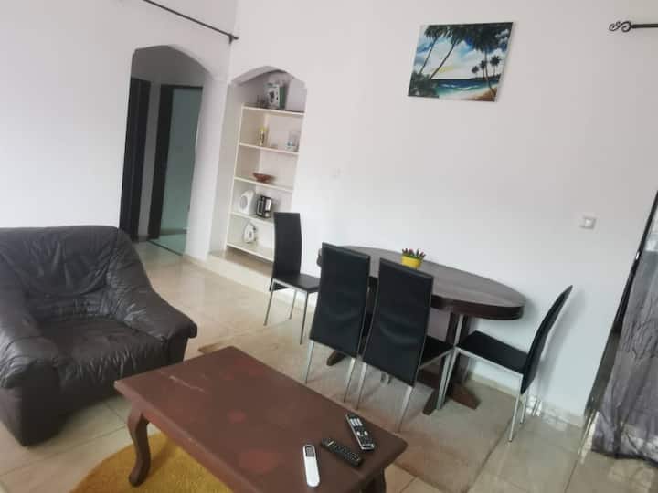 Maison Philia Avec Jardin, Parking Et Climatisieur - Yaounde