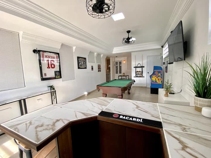 Aguadilla "Value!" Beach! Airport! Game Room! - Aguadilla