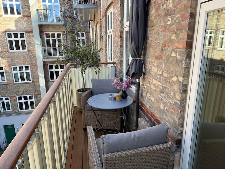 Cph: Central & Bright Apt. W. Balcony - Copenaghen