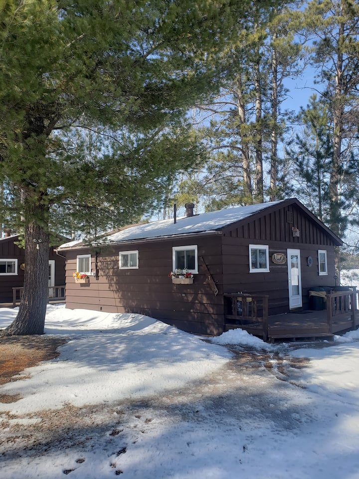 2 Bedroom Cabin At Boutique Resort #3 - Ely, MN