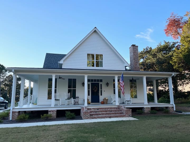 Quaint Farmhouse, 5 Miles From Square-4br 3.5 Bath - 牛津