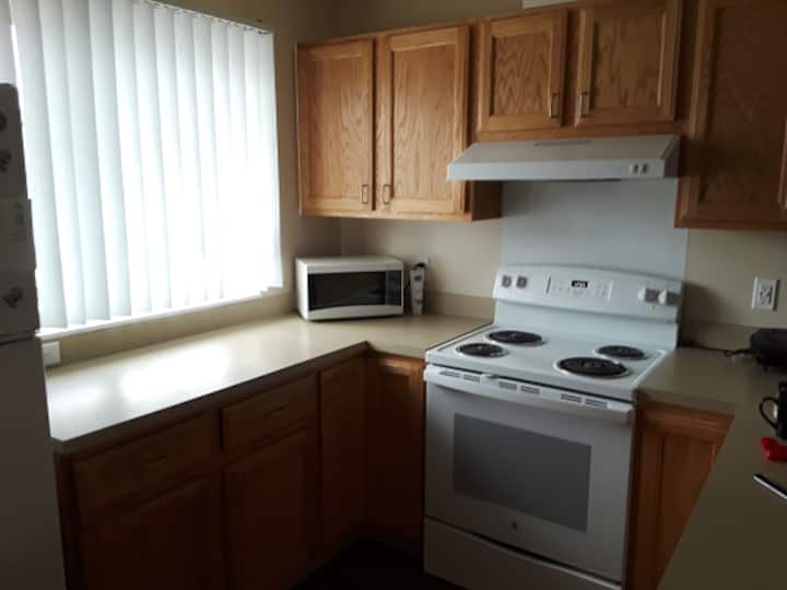 Cozy 1 Bedroom In Warm Inviting Neighborhood - Ann Arbor, MI