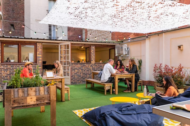 Nestin' Hotel Coliving & Spa - Clichy