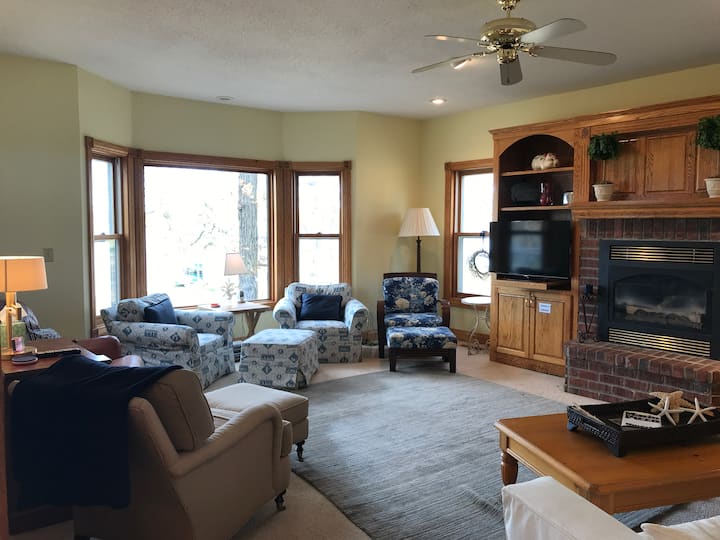 Family Getaway - Pontoon, Sandy Beach & More! - Alexandria, MN