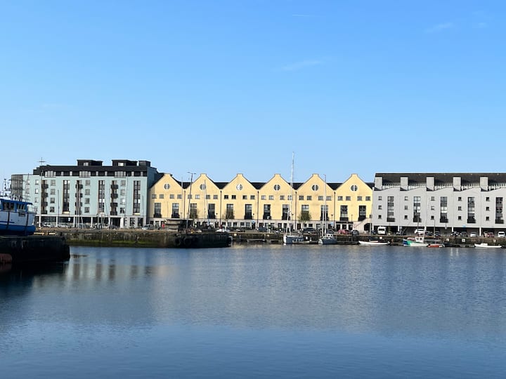 Modern Townhouse In Galway City - Galway